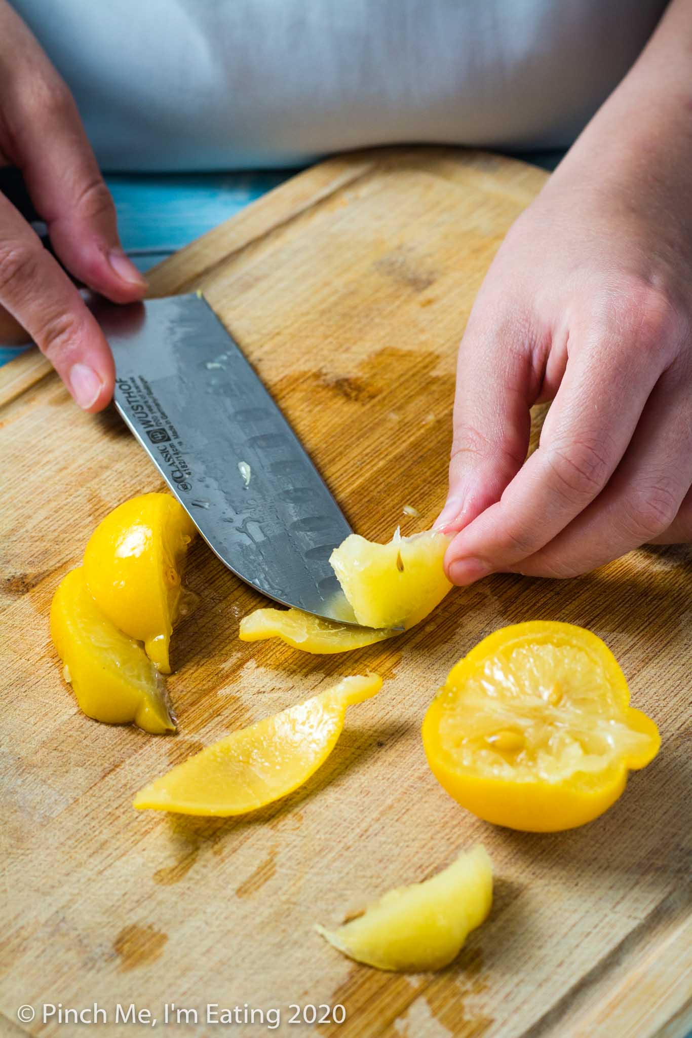 Cold Artichoke Spinach Dip with Lemon - Pinch me, I'm eating