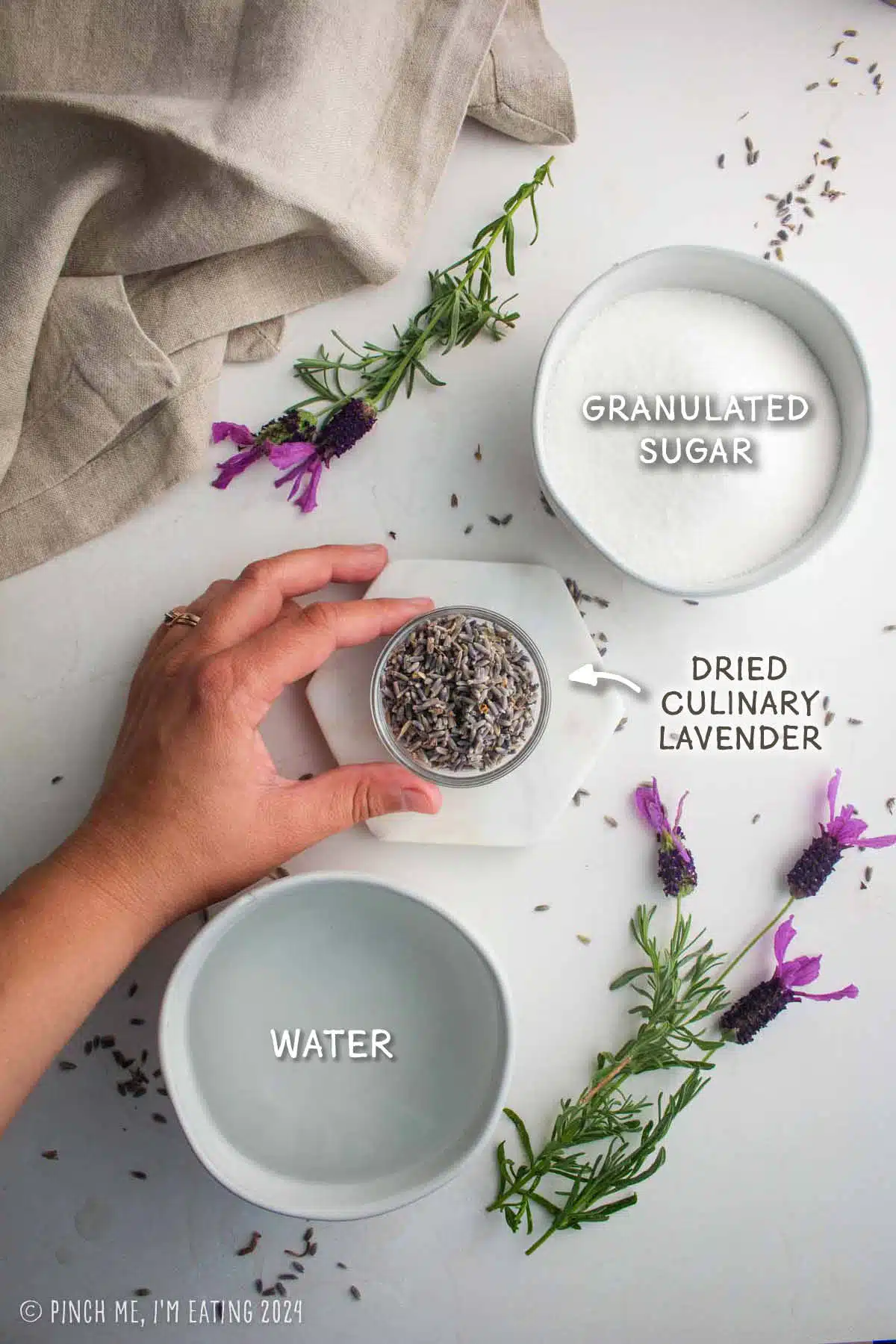 How to Make Homemade Dried Lavender Simple Syrup - Pinch me, I'm eating